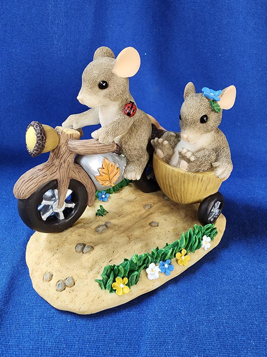Charming Tails "Along For The Ride" – RC Gifts