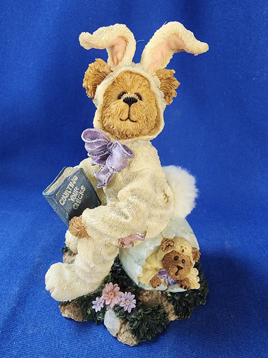 Boyds Bears & Friends "The Bearstone Collection - E.B. Hopster with Li ...