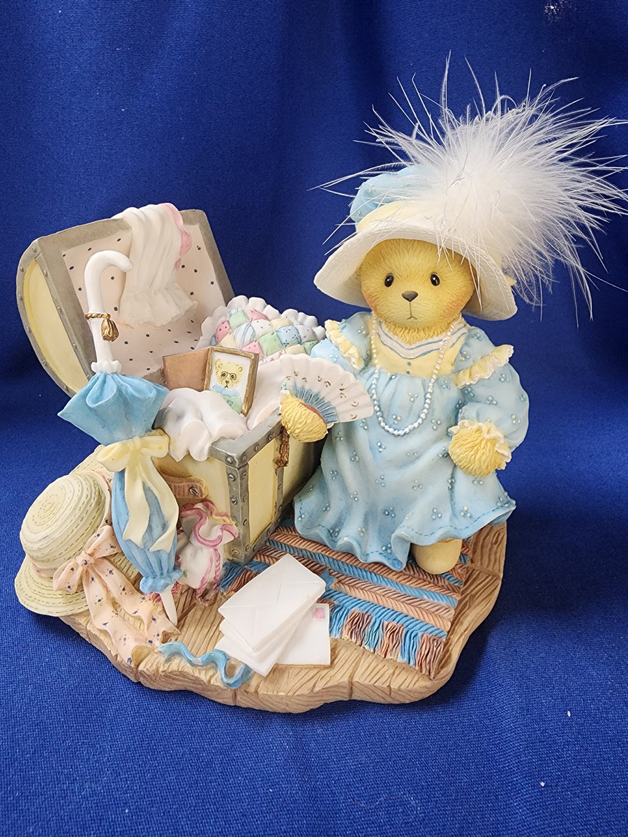 Cherished Teddies "Kaitlyn - Old Treasures, New Memories" – RC Gifts