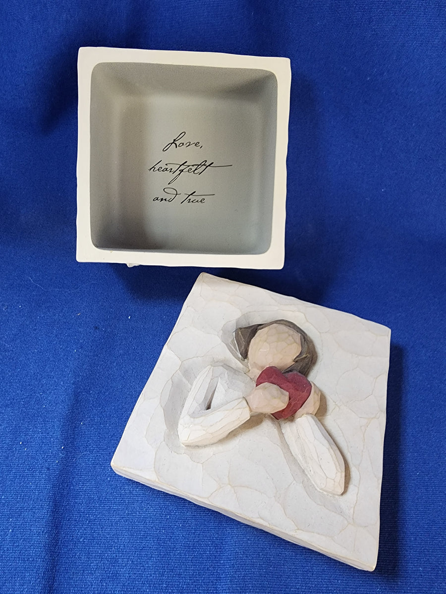 Willow Tree "From The Heart - Memory Box" – RC Gifts