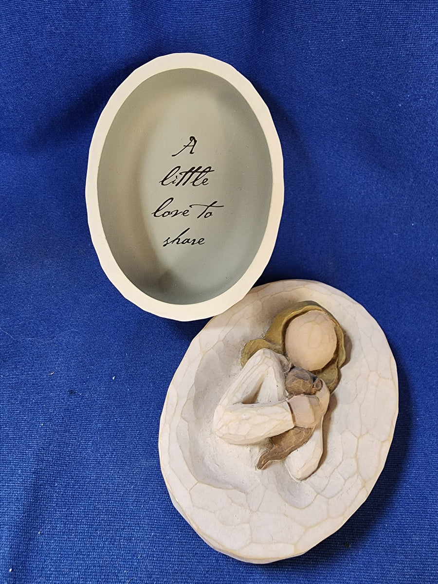 Willow Tree "My Friend - Memory Box" – RC Gifts