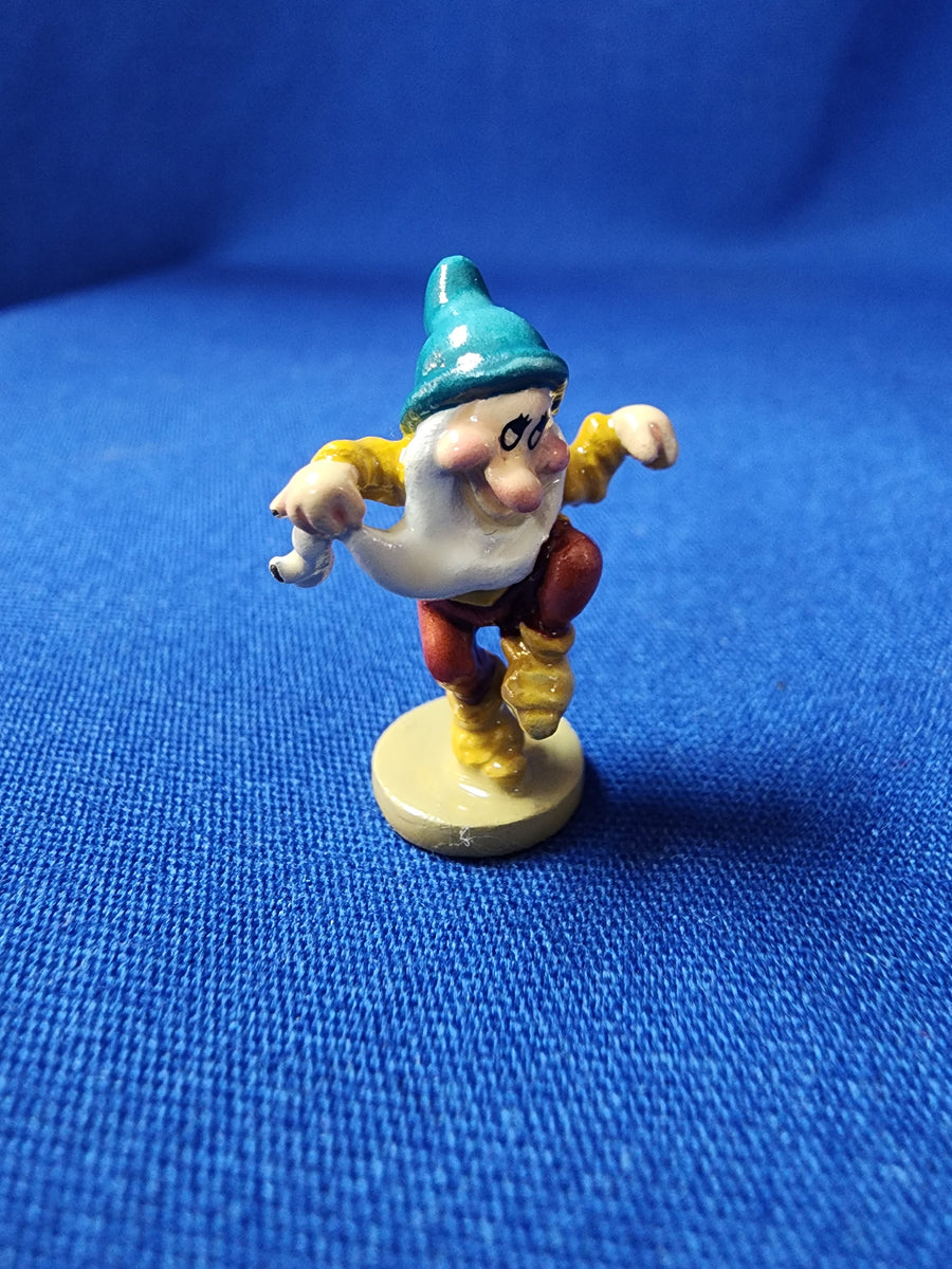 Goebel Miniatures "Snow White - Bashful" – RC Gifts
