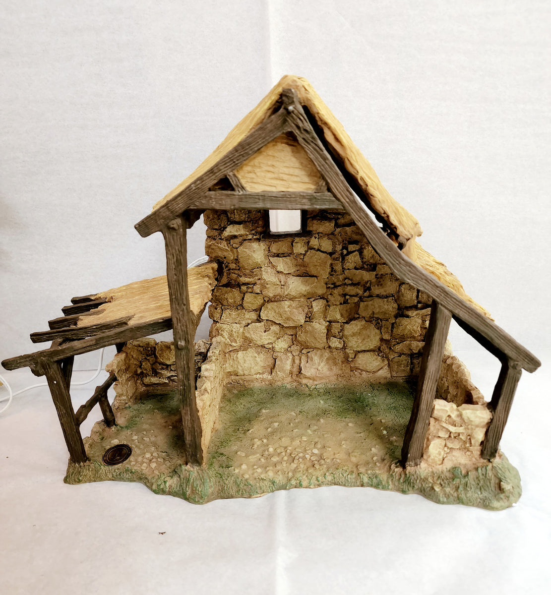 Fontanini "Lighted Stable" – RC Gifts