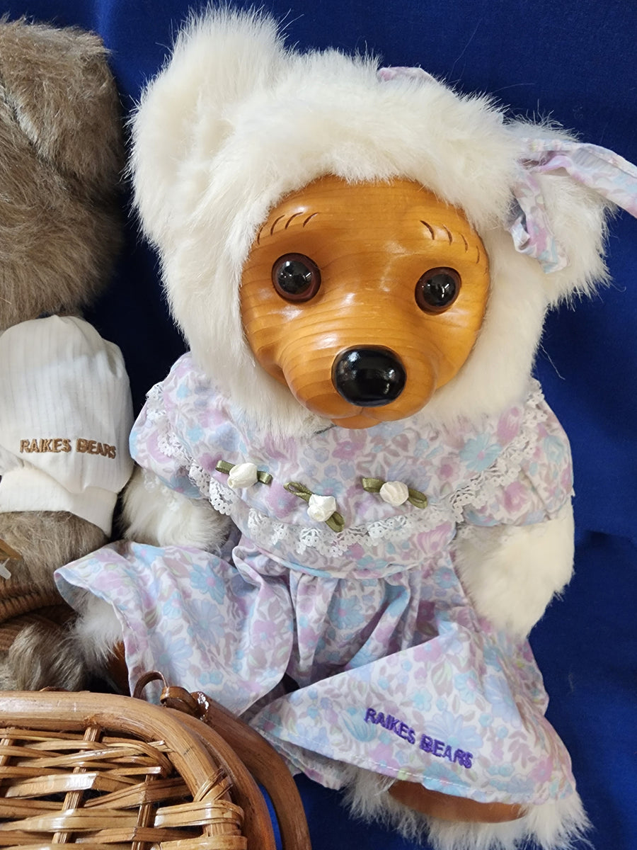 Raikes Bears "Alec and Allison" – RC Gifts