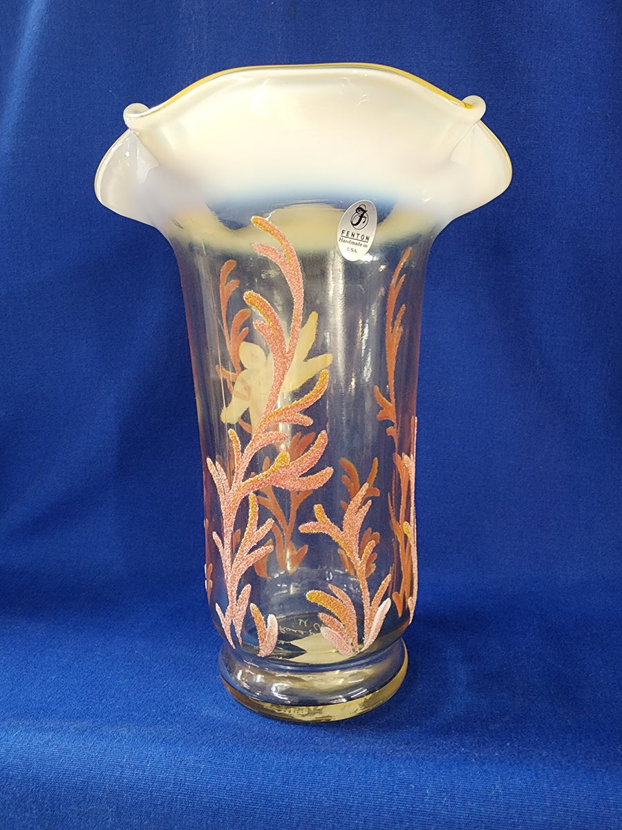 Fenton "Coral Silken Sand Vase" – RC Gifts