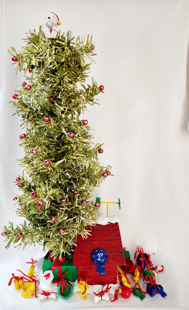 Peanuts "Tree with Ornaments" – RC Gifts