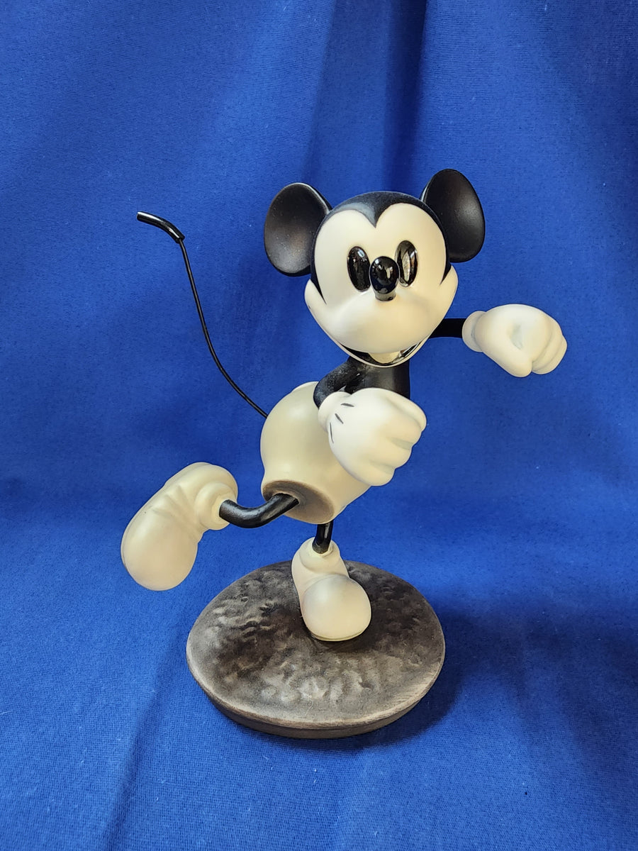 Walt Disney Classics Collection "The Delivery Boy, Hey Minnie, Wanna G ...